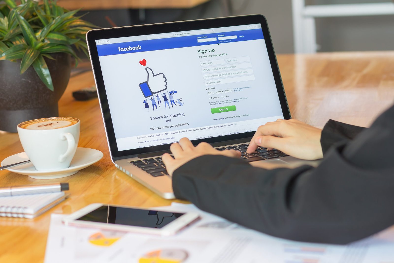 11 Successful Ways How To Manage A Facebook Page In 2024